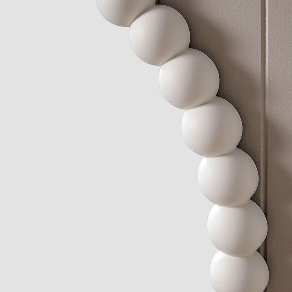 Bobbin Mirror - Round in White