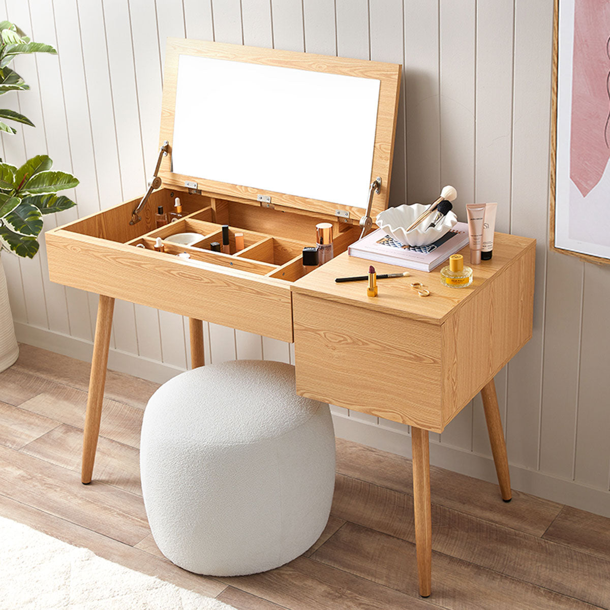 Leia Make-Up Table - Natural