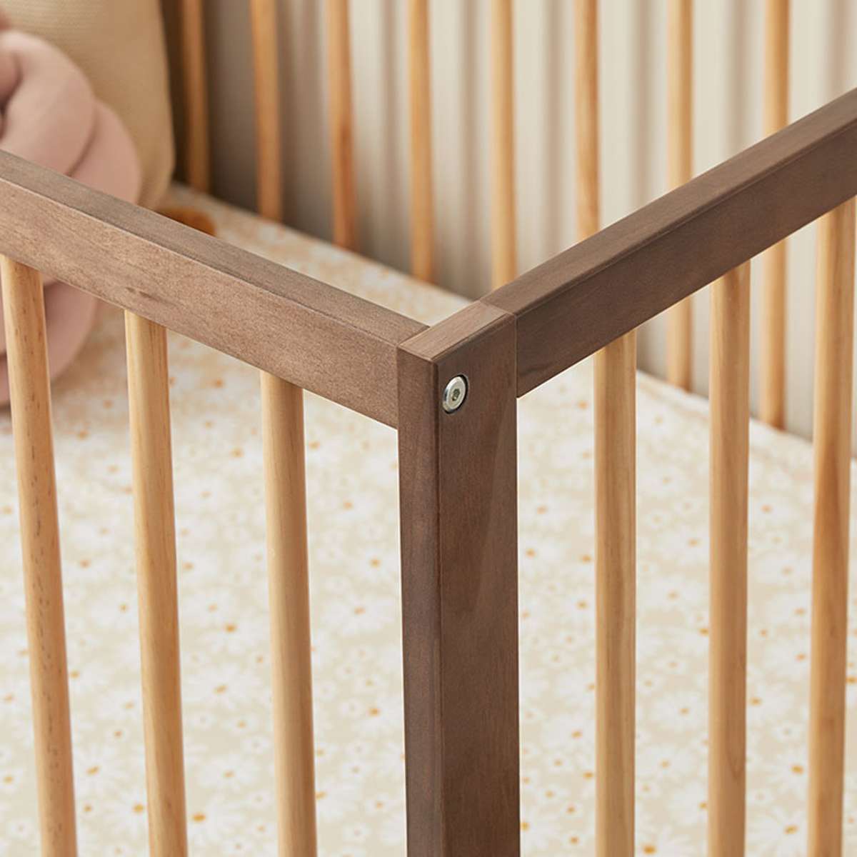 Mocka Dream Cot - Adjustable & Stylish Baby Bed | Mocka