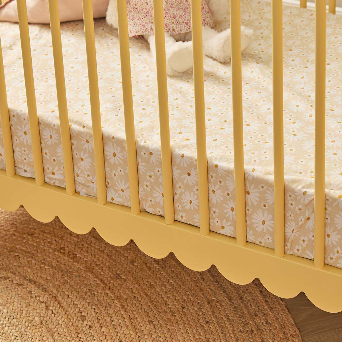 Maisie Scalloped Cot - Buttermilk | Stylish & Safe | Mocka